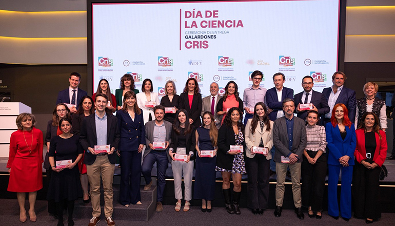 La Fundación Cris Contra El Cáncer Entrega 114 Millones De Euros Para La Investigación 
