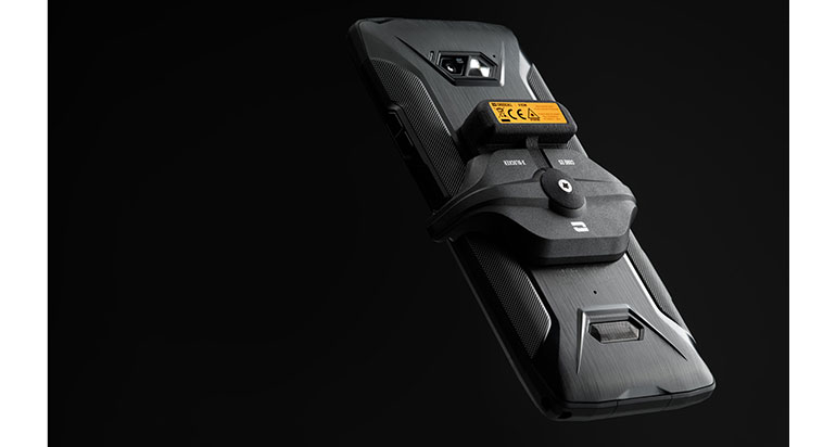 Smartphon transformado en escáner óptico - Pharmatech